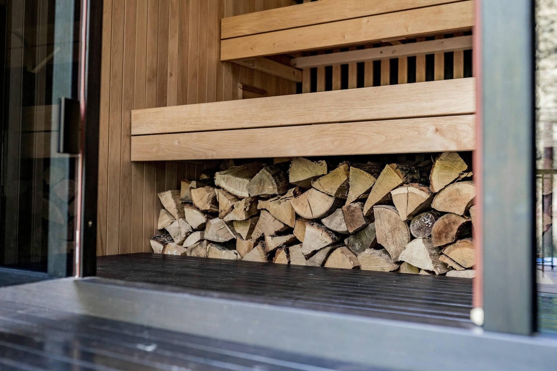 Does a Sauna Need a Drain: Essential Installation Insights